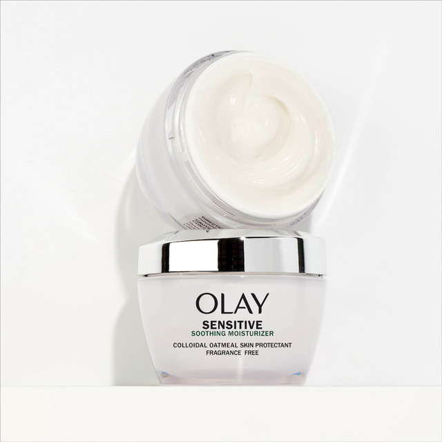 Sensitive Soothing Moisturizer - OLAY Official Site